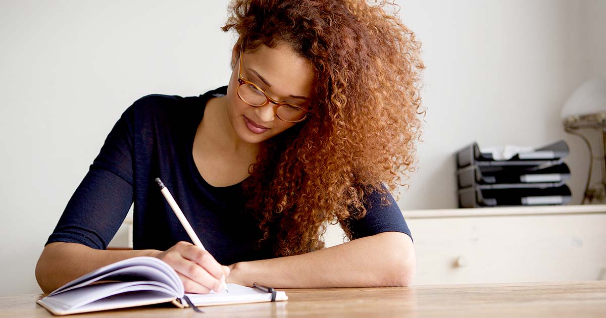 Should You Study With Paper or Screens? - Pocket Prep